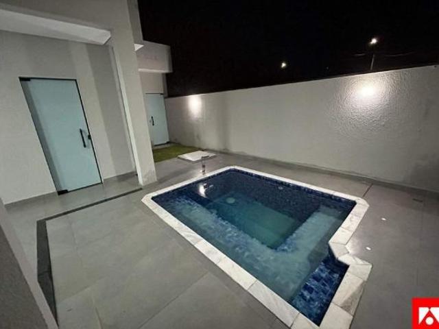 Casa à venda no Condomínio Recanto da Águas em Nova Odessa com 3 quartos 1 suíte e 2 vagas de gara