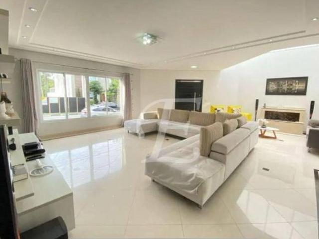 Casa à Venda no Condomínio Reserva Cantareira – 480m² de Sofisticação na Zona Norte