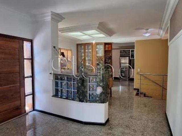 Casa à Venda no Condomínio Reserva Colonial em Valinhos, no bairro Dois Córregos