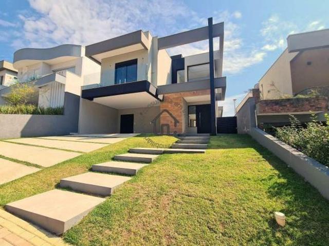 Casa à venda no Condomínio Reserva dos Vinhedos