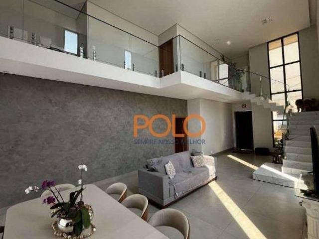 Casa à venda no Condomínio Reserva dos Ipês em Uberlândia/MG