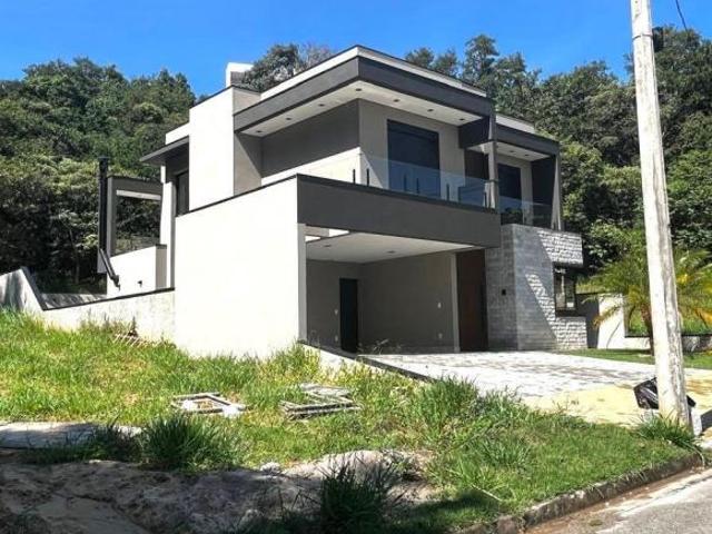 Casa à Venda no Condomínio Reserva dos Jatobás Louveira/SP