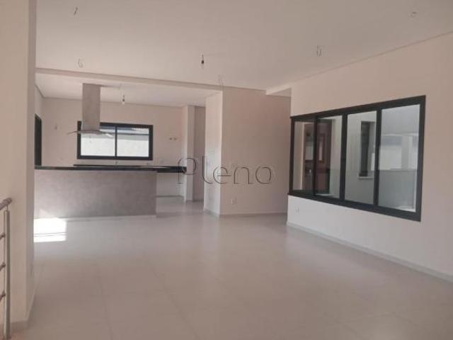 Casa à Venda no Condomínio Reserva Santa Isabel em Louveira, no bairro Cana do Reino