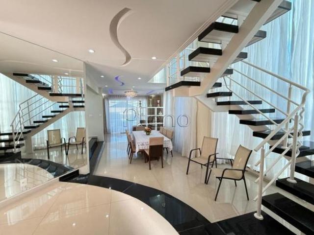 Casa à Venda no Condomínio Residencial Terras de São Francisco, no bairro Pinhei