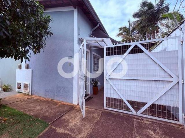 Casa a Venda no Condomínio Residencial Vila das Palmeiras