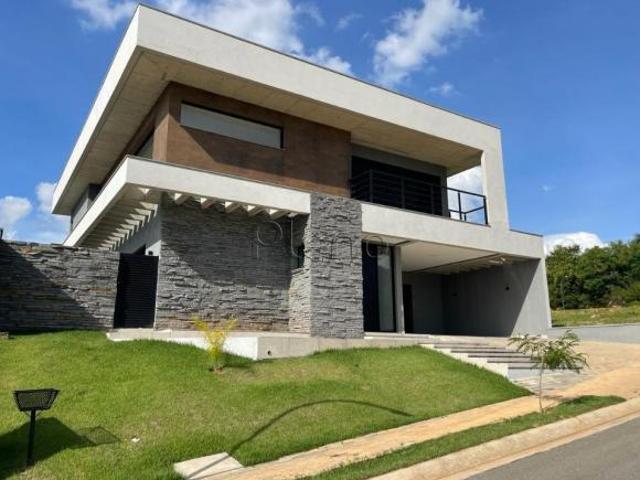 Casa à Venda no Condomínio Residencial Arboretum em Vinhedo, no bairro Santa Cândida