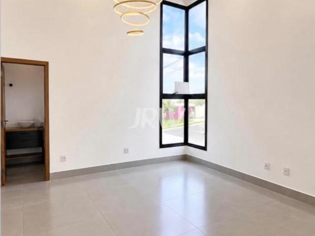 CASA A VENDA NO CONDOMÍNIO RESIDENCIAL CENTRAL PARQUE NA CIDADE DE SALTO SP