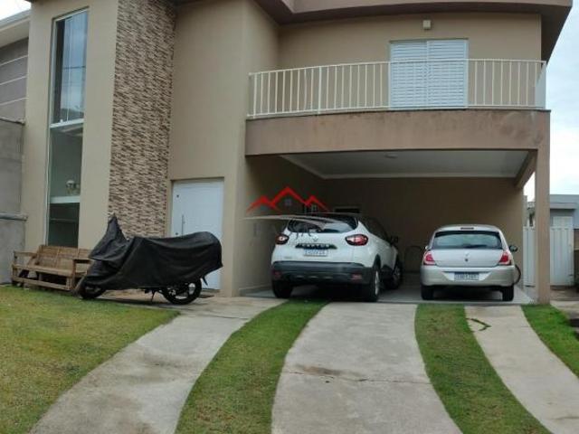 Casa à venda no Condomínio Residencial dos Ipês, em Jundiaí