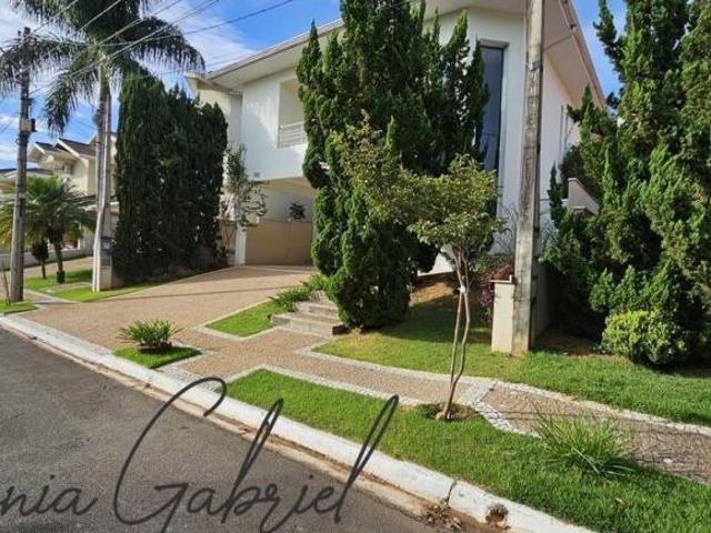 Casa à Venda no Condomínio Residencial Morada das Nascentes, em Valinhos, no bairro Jardim Recanto
