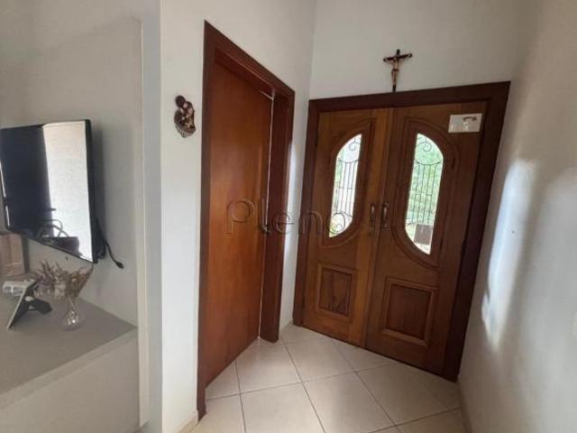 Casa à Venda no Condomínio Residencial Morada das Nascentes em Valinhos, no bair