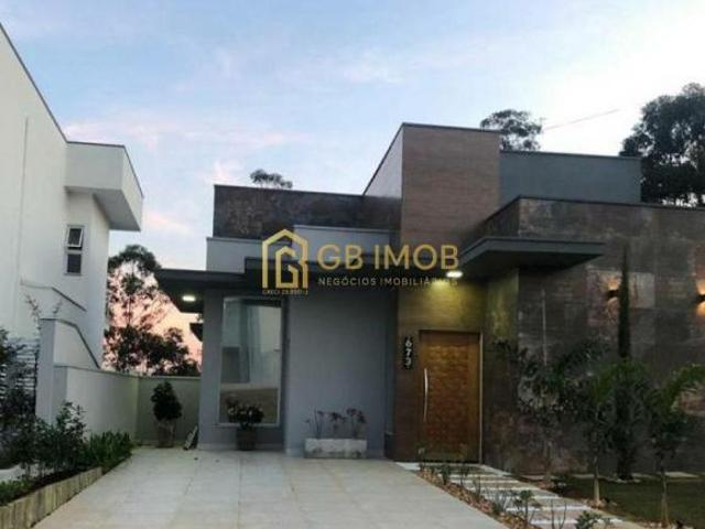 Casa a Venda no Condomínio Residencial Parque com 3 Dormitórios 220m² em Salto SP
