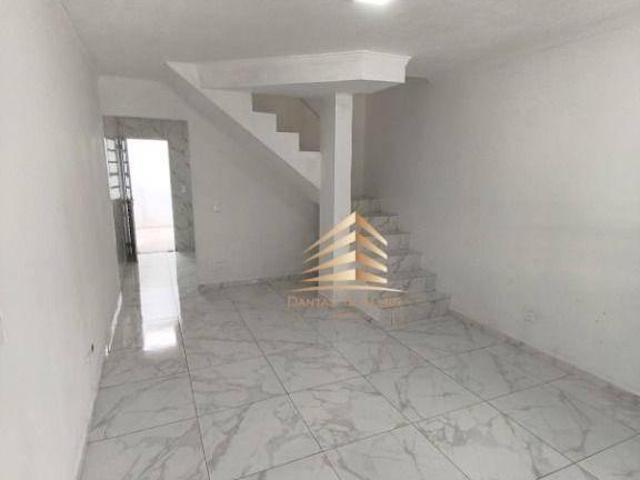 Casa à Venda no Condomínio Residencial Recanto do Sol – Jardim Adriana, Guarulhos