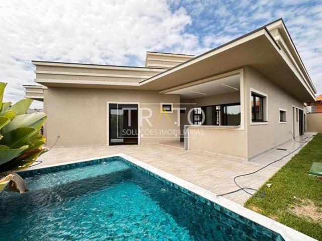 Casa à Venda no Condomínio Residencial Royal Garden