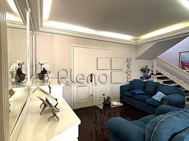 Casa à Venda no Condomínio Residencial São Joaquim em Valinhos, no bairro Roncáglia