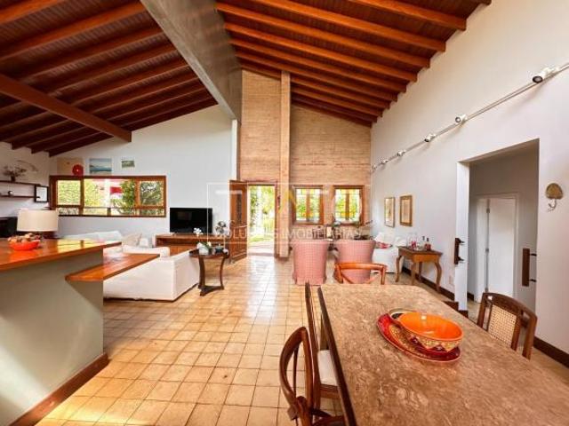 Casa à venda no Condomínio Riviera Barão