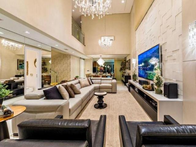 Casa a venda no Condominio Royal Forest com 4 suites, piscina, 296 m² por R$ 2.850.000 Londrina/P