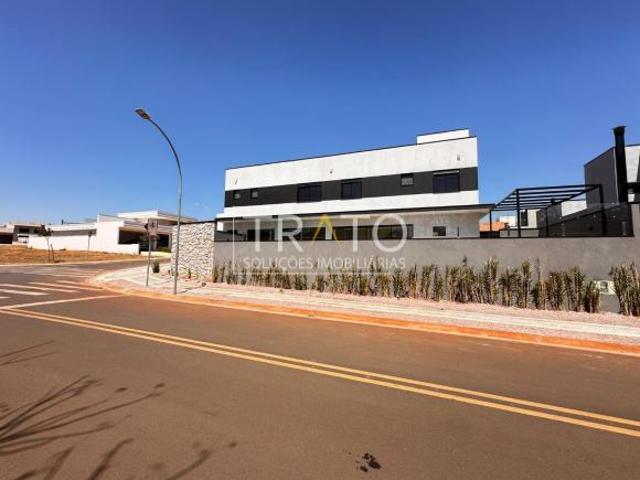 Casa à venda no condomínio Royal Garden em Paulínia