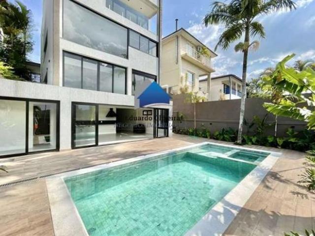 Casa a venda no condomínio São Paulo 2