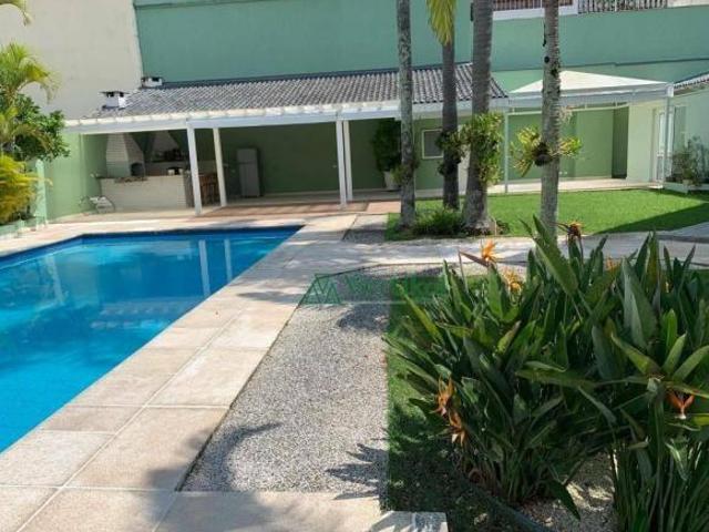 Casa à Venda no Condomínio São Paulo II SP2 – Granja Viana
