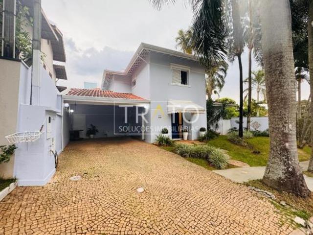 Casa à venda no Condomínio San Conrado com 3 quartos, sendo 1 suíte
