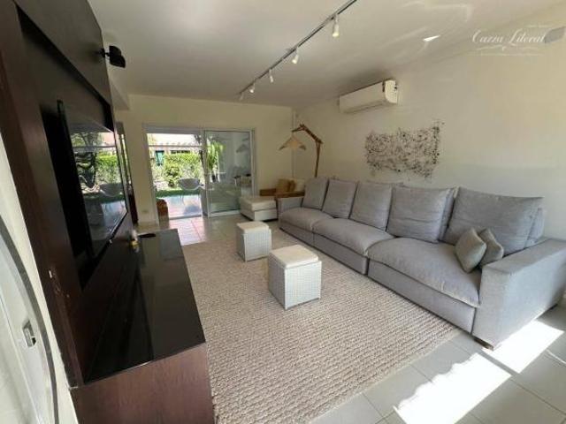 Casa à venda no condomínio San Sebastian | Praia da Baleia | 4 dormitórios
