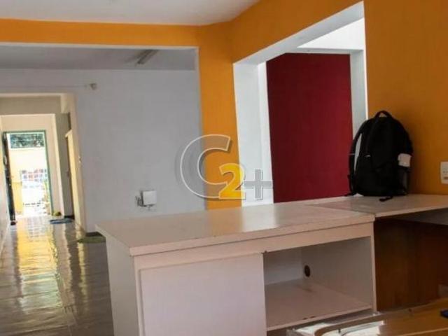 Casa a venda no Cambuci com 3 quartos e 1 vaga de garagem