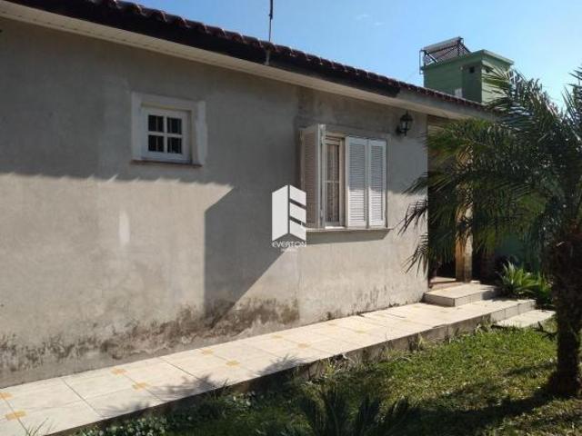 Casa à venda no Camobi