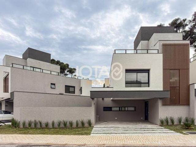 Casa à venda no Campo Comprido