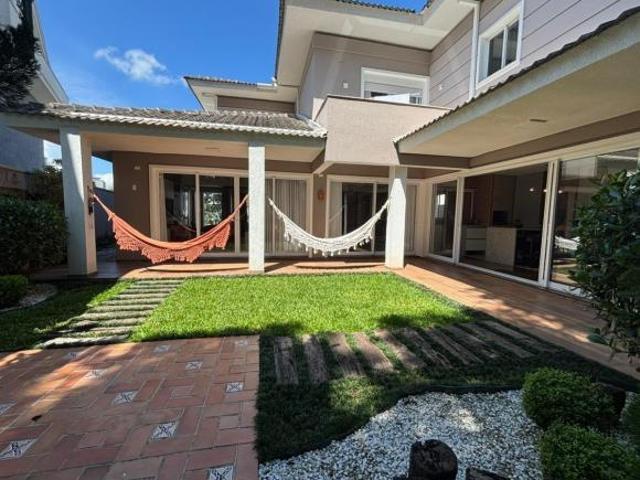 Casa à venda no Campo Comprido