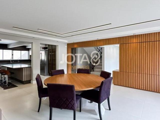 Casa à venda no Campo Comprido