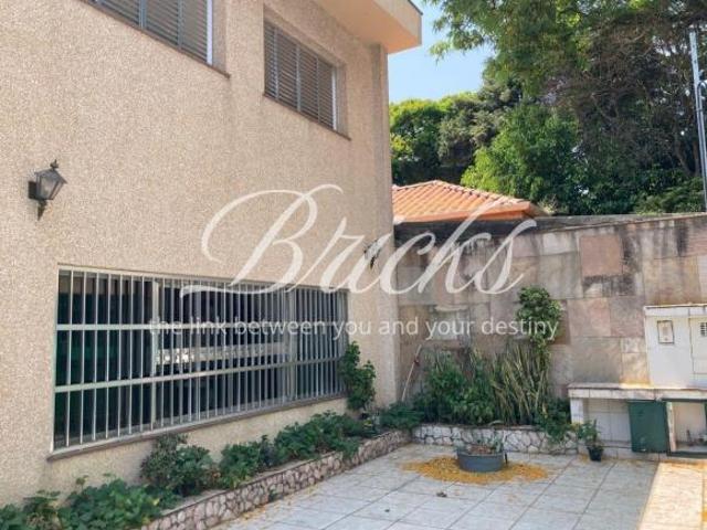 CASA A VENDA NO CAMPO BELO COMERCIAL OU RESIDENCIAL