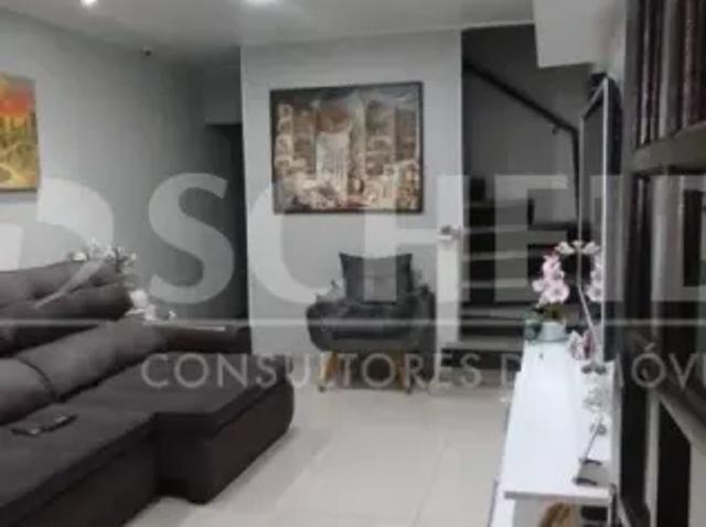 Casa a venda no Campo Grande com 198m de área construída, 3 dormitórios sendo 1 suíte e 1 vaga