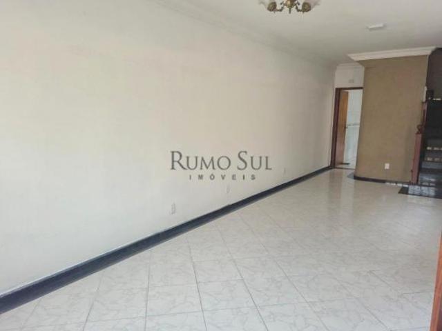 Casa à venda no Campo Grande