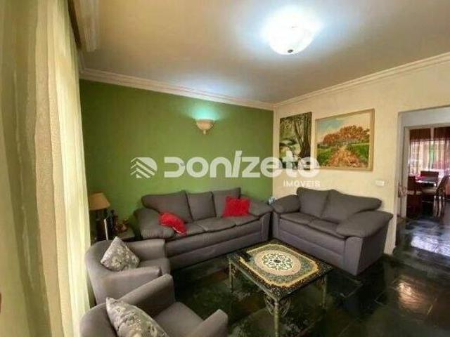 Casa à Venda no Campestre, Santo André 3 Quartos, 2 Vagas, 145m²