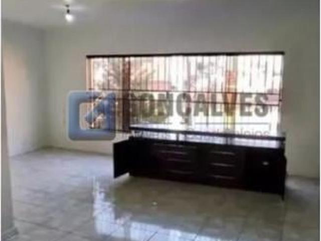 Casa à venda no Campestre, Santo André — 3 quartos, 3 vagas e espaço gourmet
