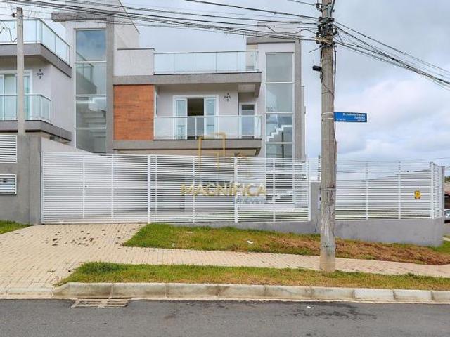 Casa à venda no Capão Raso