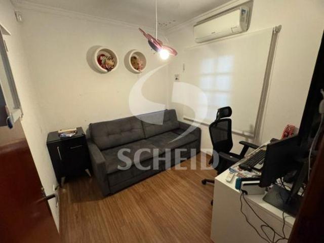 Casa à Venda no Capão Redondo com 120m², 3 dormitórios e 2 vagas