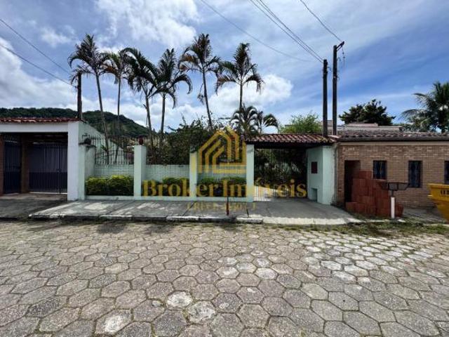 Casa à venda no Centro Caraguatatuba/SP