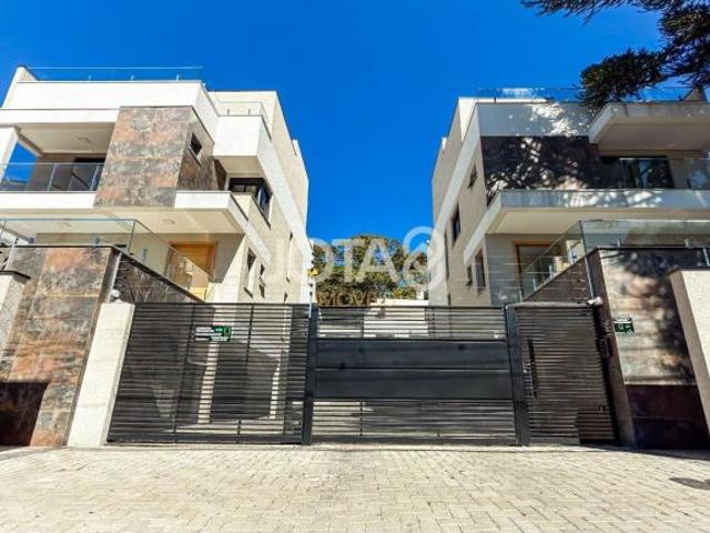 Casa à venda no Centro Cívico