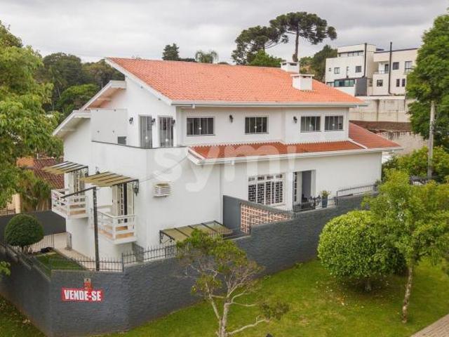 Casa à venda no Centro Cívico