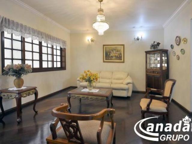 Casa à venda no Centro com 3 quartos