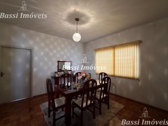 Casa à venda no Centro de Mogi Mirim SP: 3 quartos, 3 salas, 202,00 m² Imperdível oportunidade!