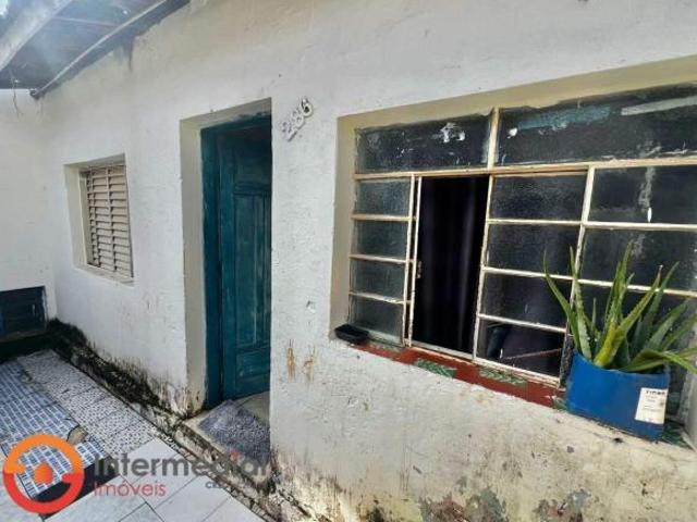 Casa á venda no centro de Boituva