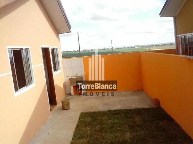 Casa à Venda no Centro de Carambeí