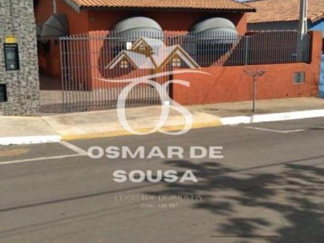 Casa á venda no Centro de Cesário Lange SP