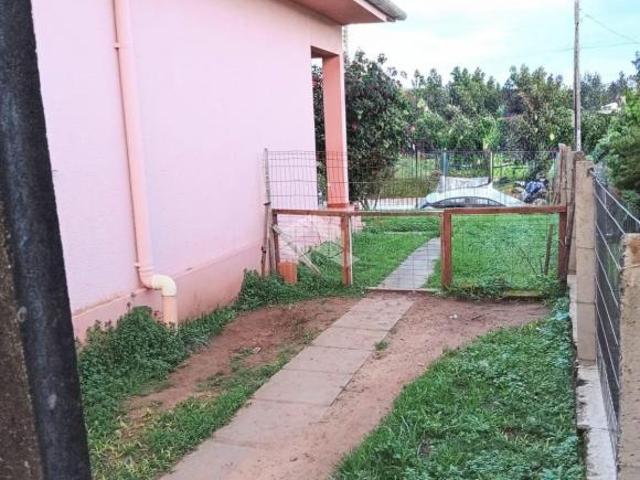 CASA À VENDA NO CENTRO DE ESTÂNCIA VELHA