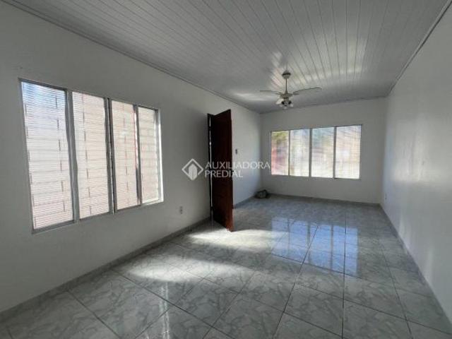 Casa à venda no Centro de Guaíba