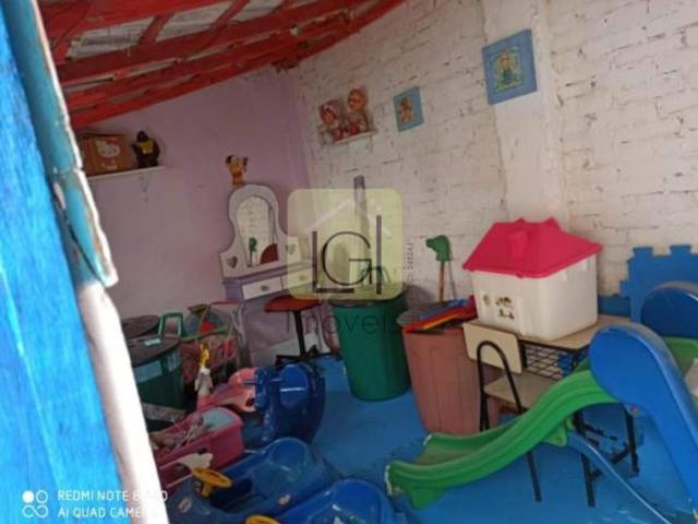 Casa à venda no Centro de Itu SP: 2 quartos, 1 sala, 1 banheiro, 121 m² de área. Venha conferir!