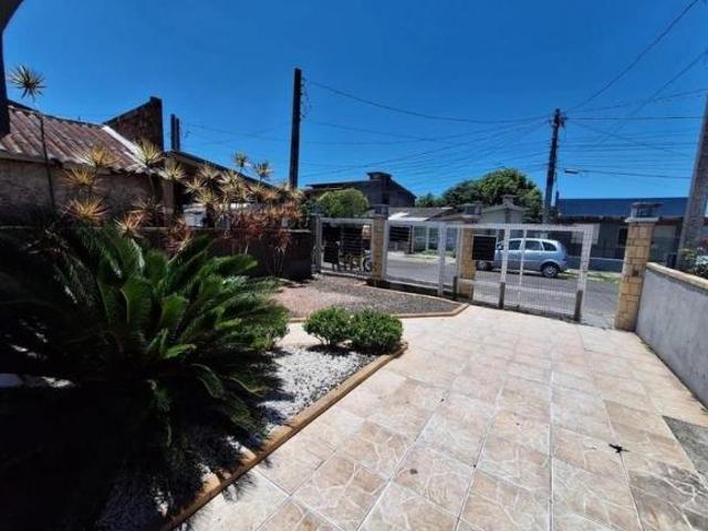 Casa à venda no centro de Imbé