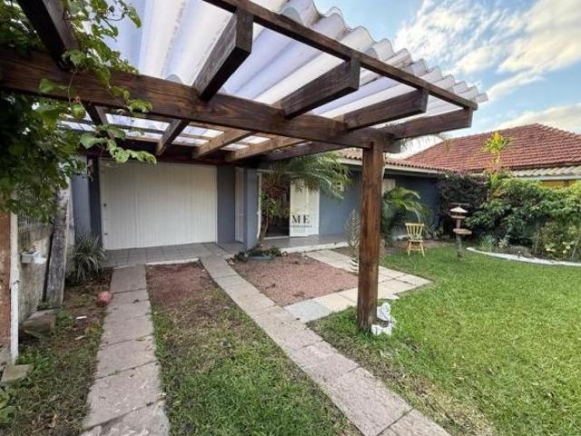 Casa à venda no centro de Imbé